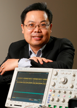 Securing wireless access to cyberspace - Faculty of Engineering ...